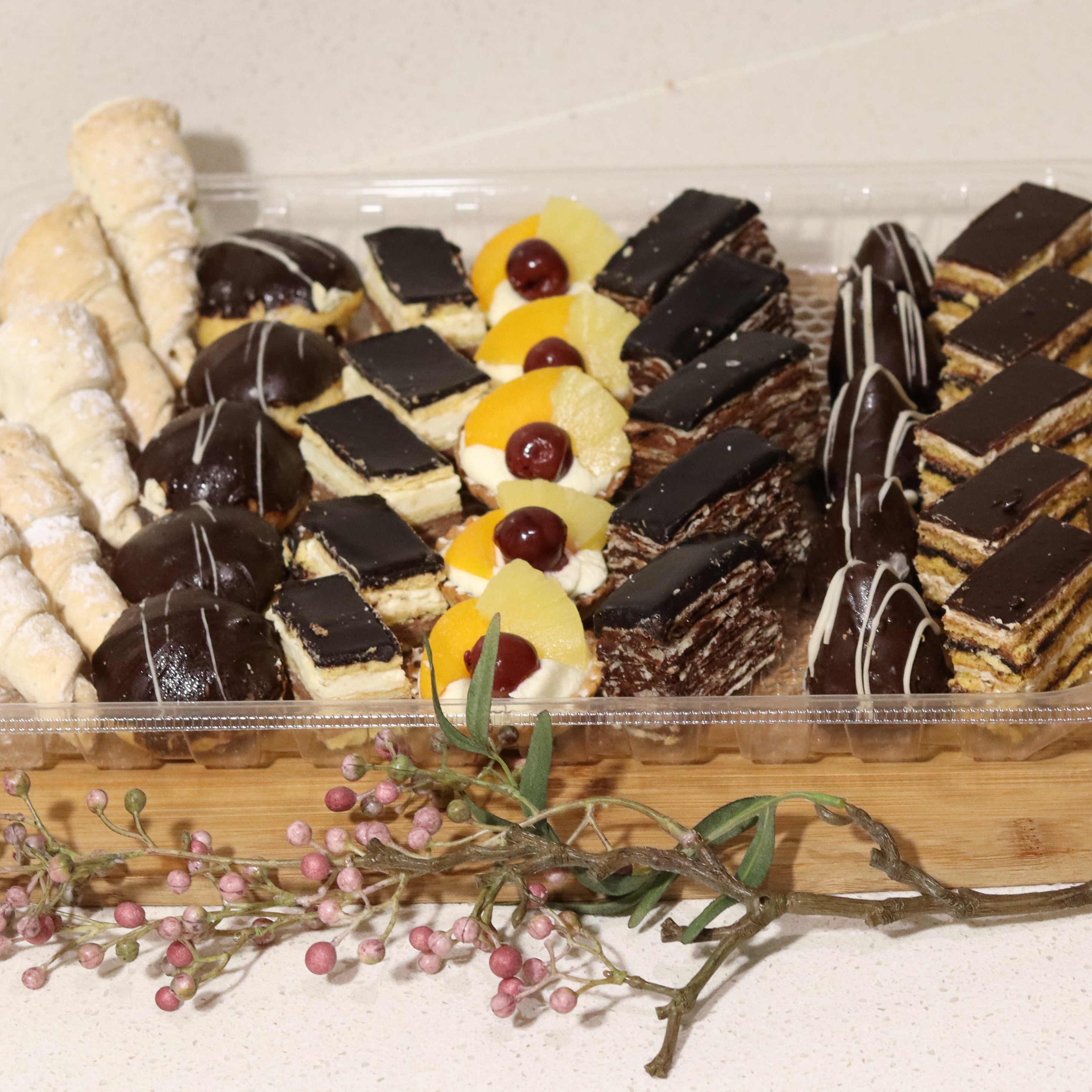 Platter – Mixed Miniatures and slices