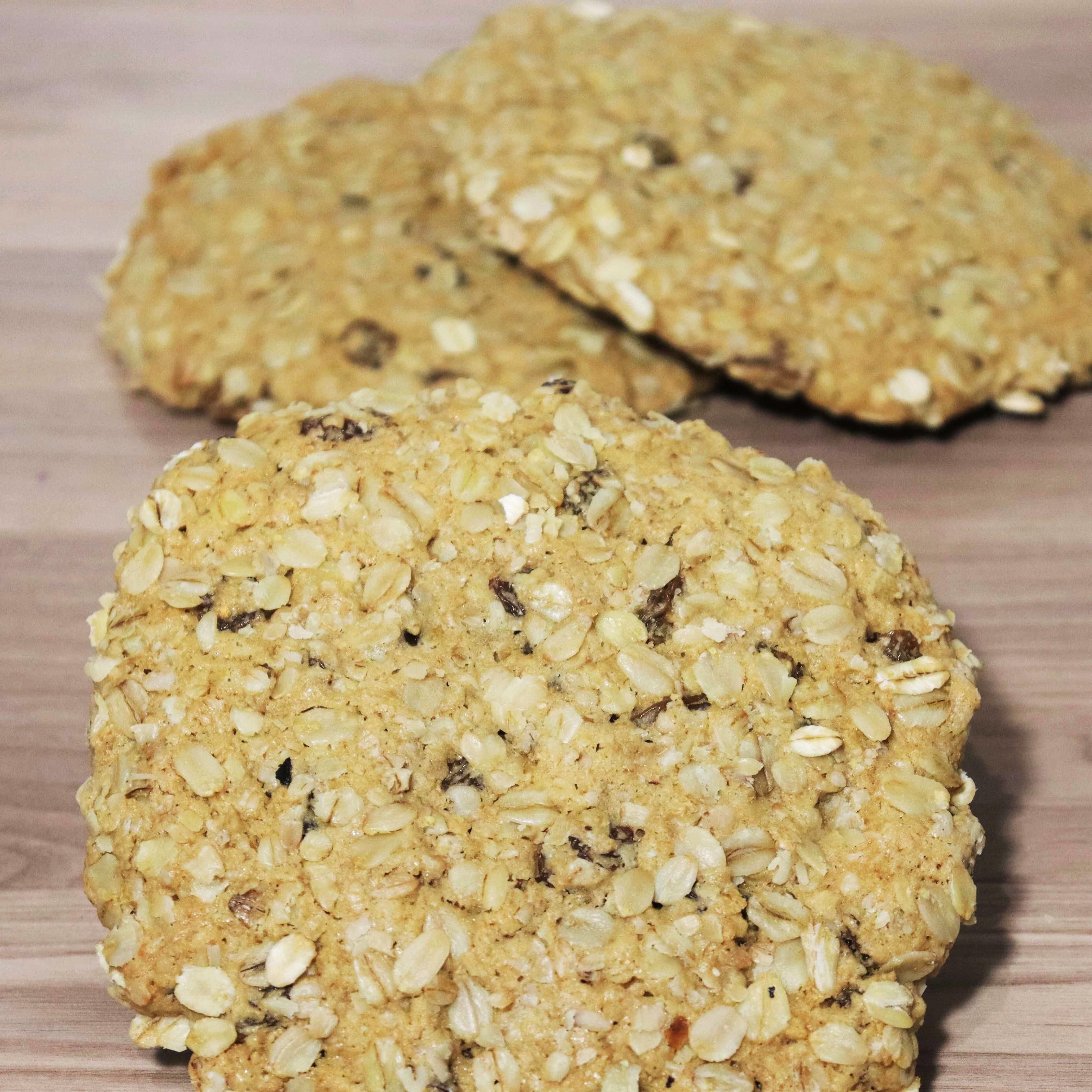 Wholemeal & Oat Raisin Cookies - Large